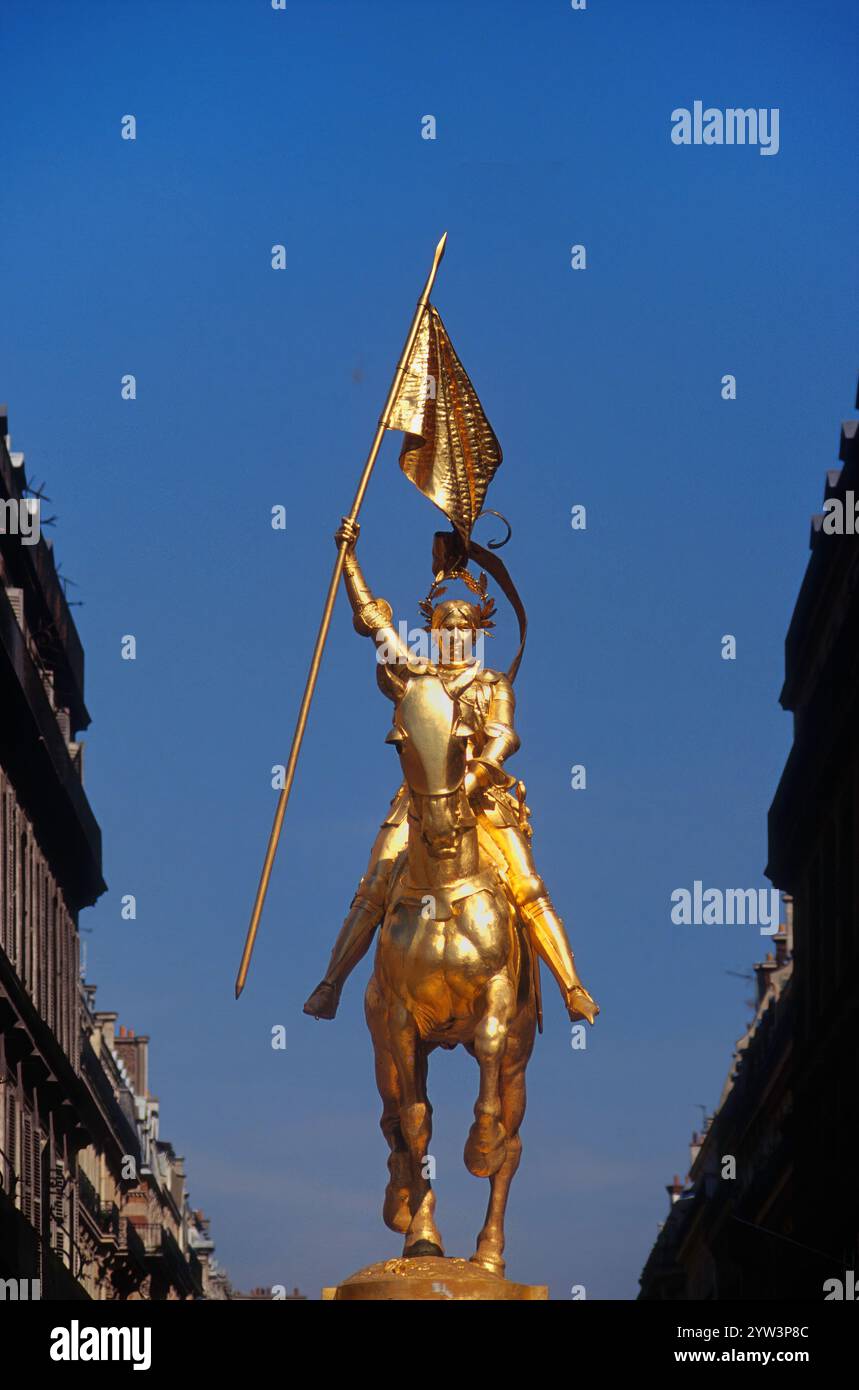 Jeanne d’Arc equestrian statue by Emmanuel Fremiet, 1874, Place des ...