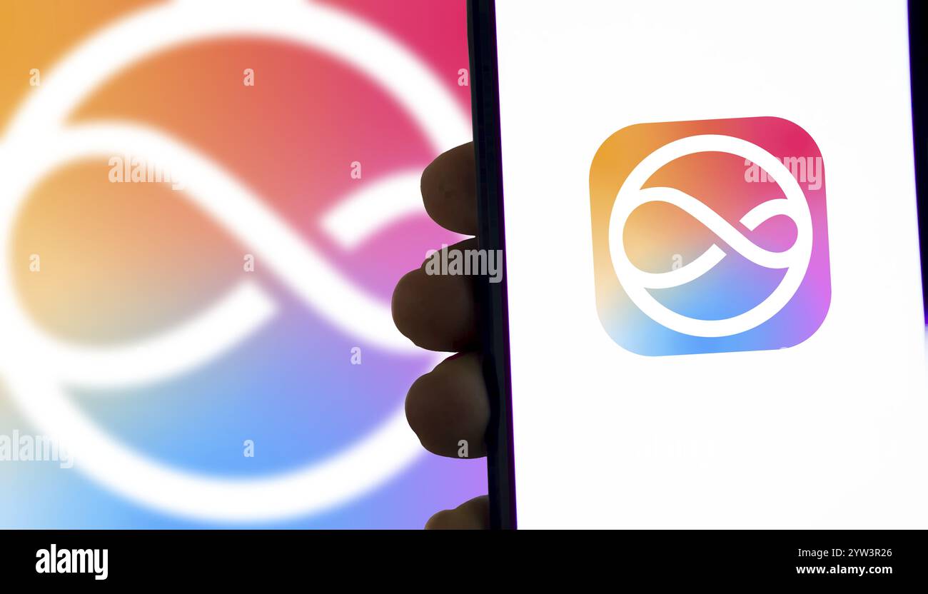 Apple siri logo is displayed on smartphone Stock Photo - Alamy