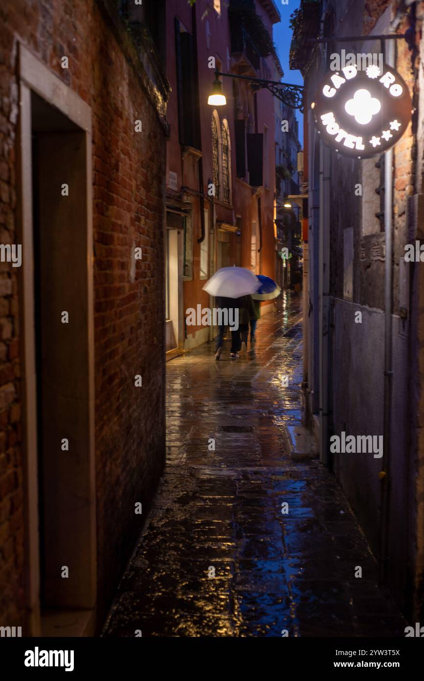 Rainy night venice hi-res stock photography and images - Alamy