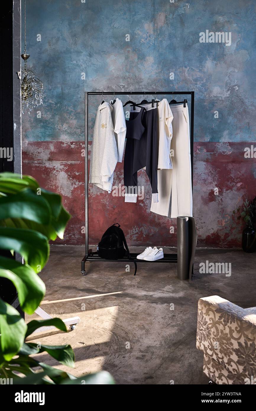 Neutral tones textures in hi-res stock photography and images - Alamy