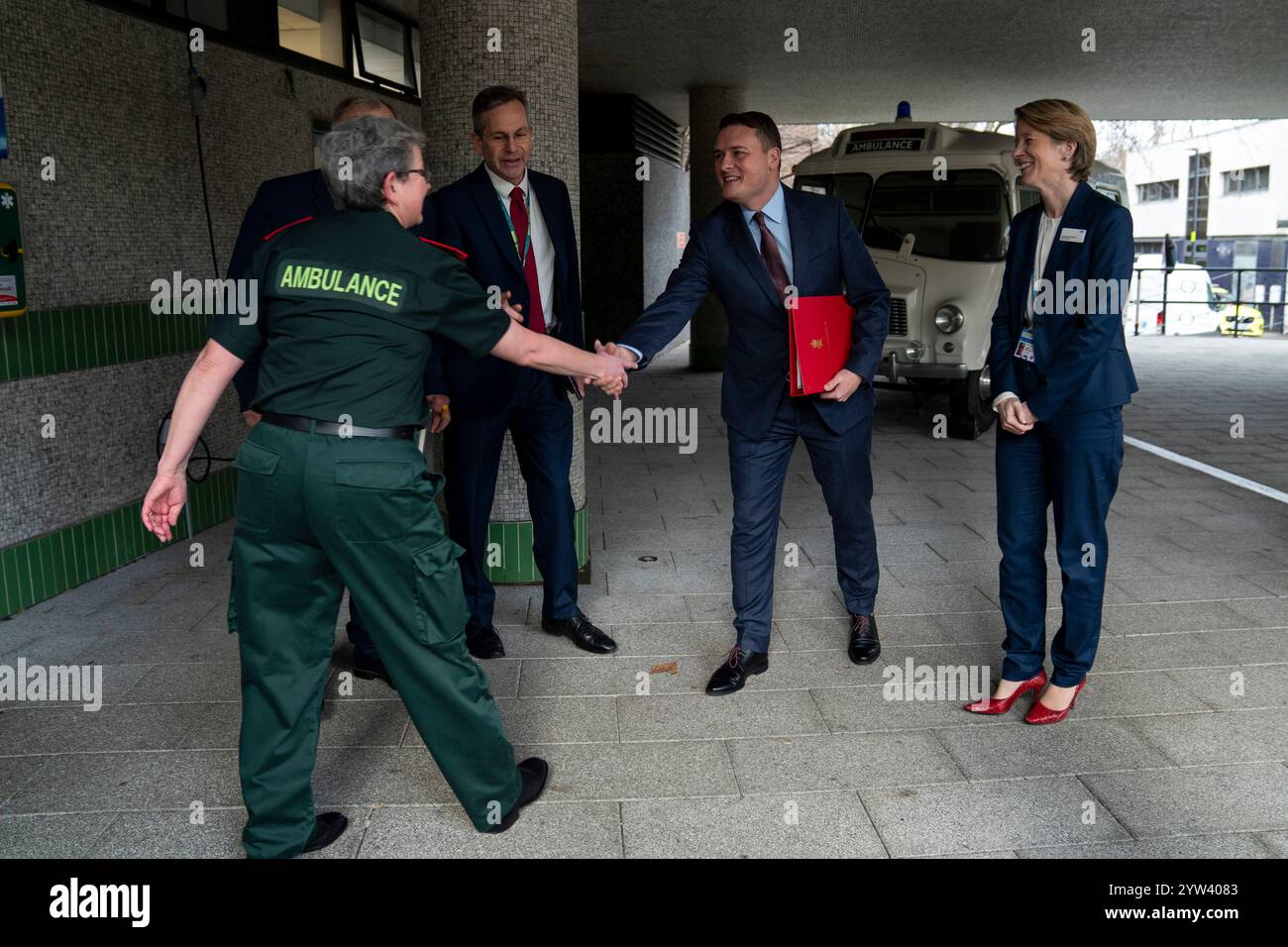 Health Secretary Wes Streeting and NHS CEO Amanda Pritchard meeting ...