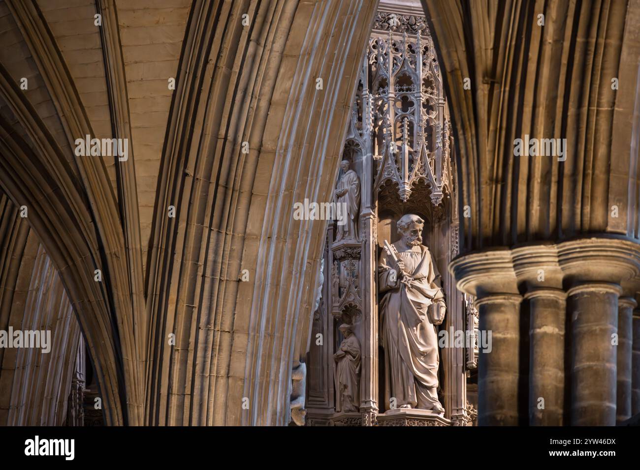 Reredos and great screen hi-res stock photography and images - Alamy
