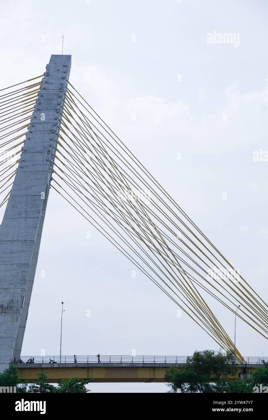 Abdul jalil alamuddin syah bridge hi-res stock photography and images ...