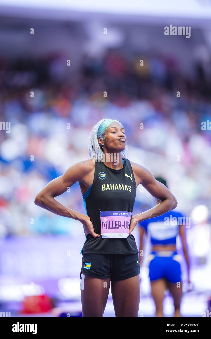 Shaunae Miller-Uibo participating in the 400 meters at the Paris 2024 ...