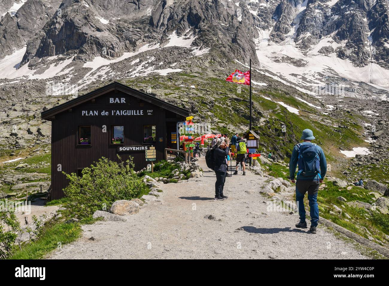The bar-chalet at the Refuge du Plan de l'Aiguille (2317 m), at the ...