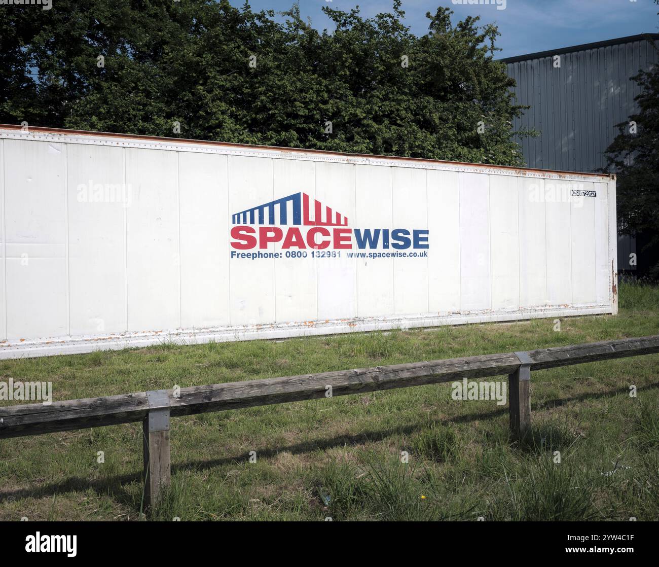 Refrigerated storage unit at Hortonpark industrial estate, Telford ...
