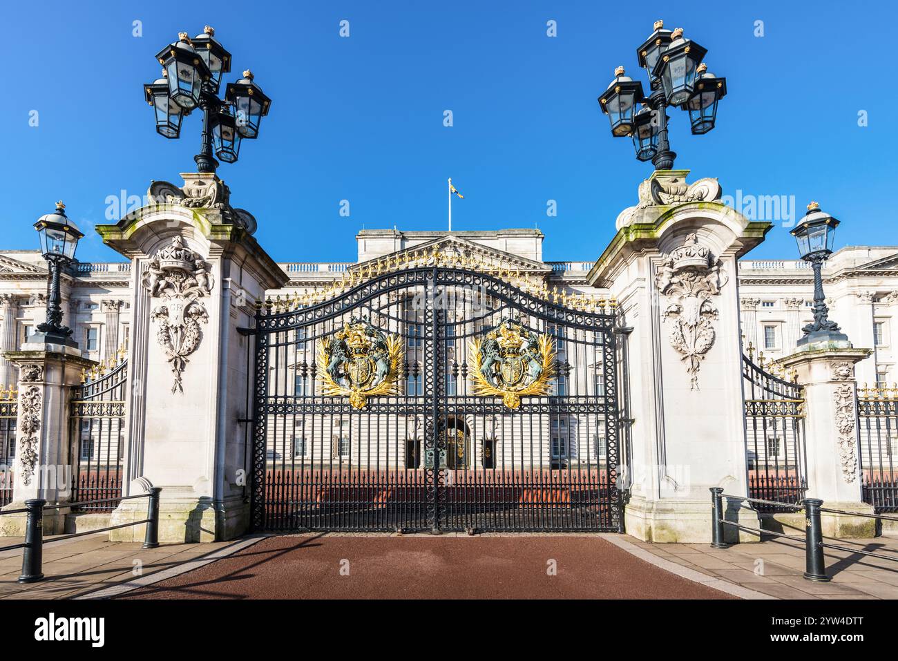 London, UK - March 27, 2024: Gates of the Buckingham Palace in London ...