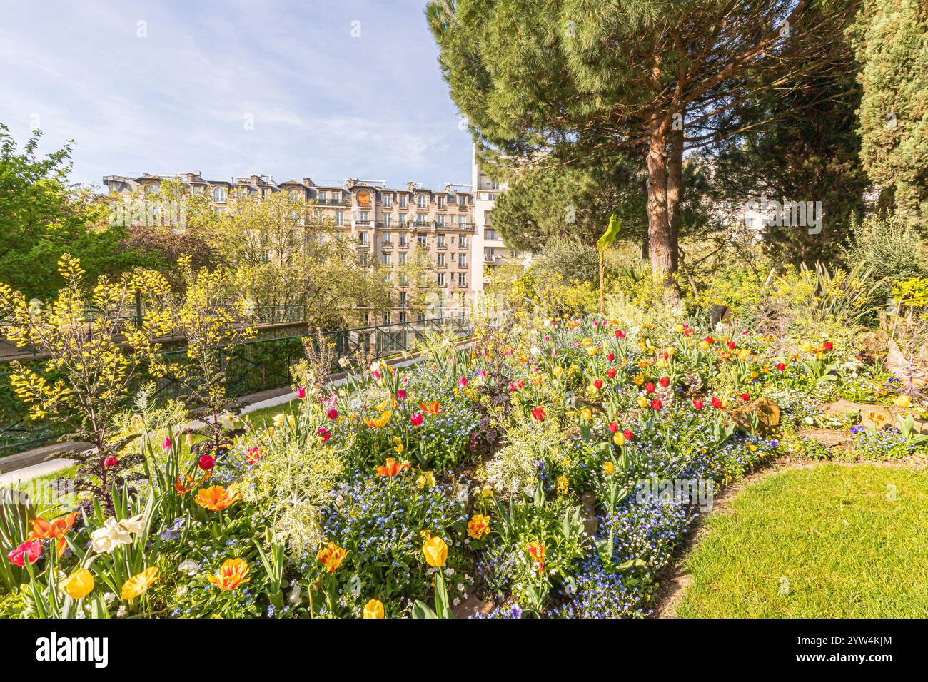 Jardin de Reuilly, La Promenade Plantee, Paris, Ile de France, France ...