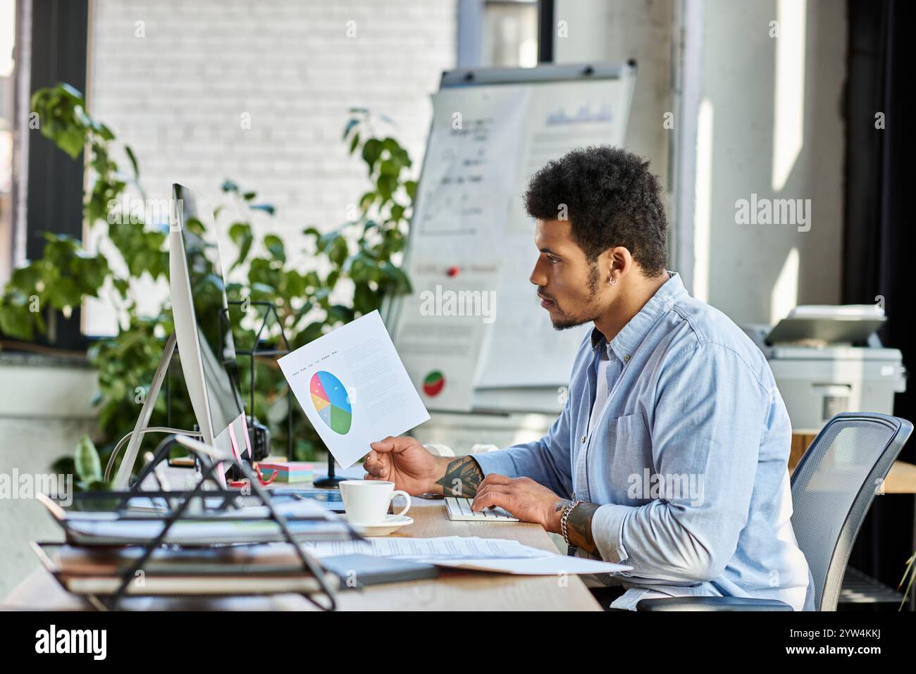 Focused individual seated hi-res stock photography and images - Alamy