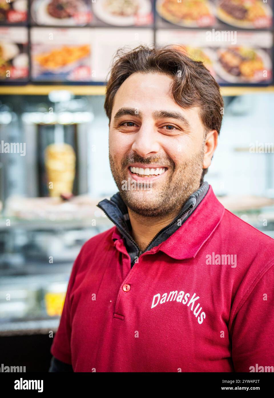Mainz, Germany. 09th Dec, 2024. Amir Ali Bacha, operator of the Syrian-Lebanese barbecue ...