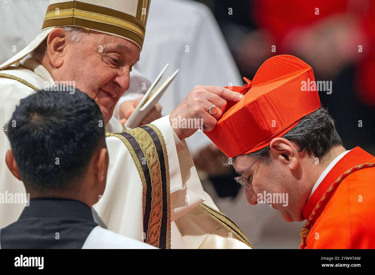 ITALY - POPE FRANCIS PRESIDES OVER A SOLEMN MASS OPENING A PUBLIC ...