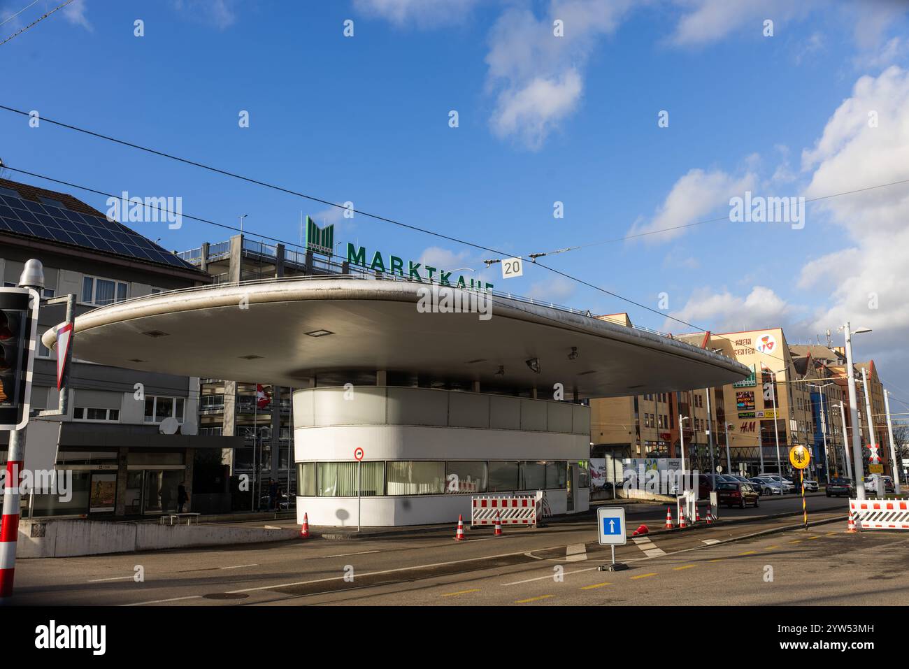 Weil Am Rhein, Germany. 06th Dec, 2024. The German customs building ...