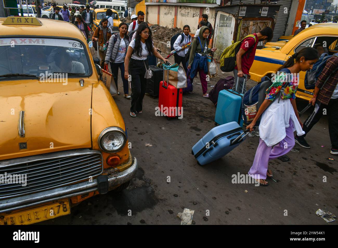 Change to another station hi-res stock photography and images - Alamy