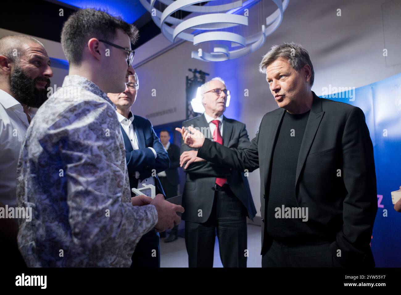 Berlin, Germany. 09th Dec, 2024. Robert Habeck (Alliance 90/The Greens ...