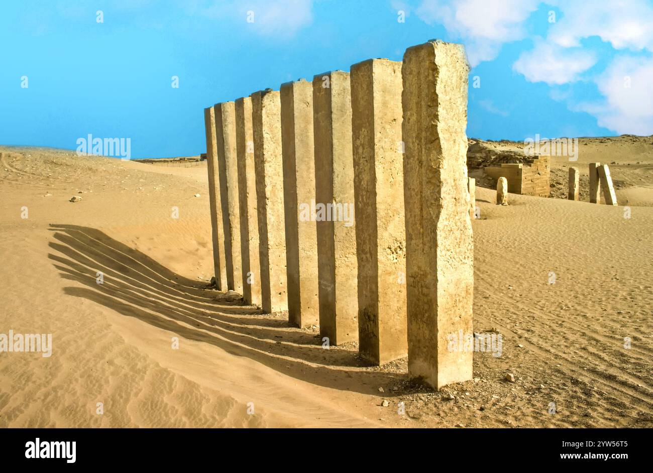 five pillars of the moon temple near Marib, Yemen Stock Photo - Alamy