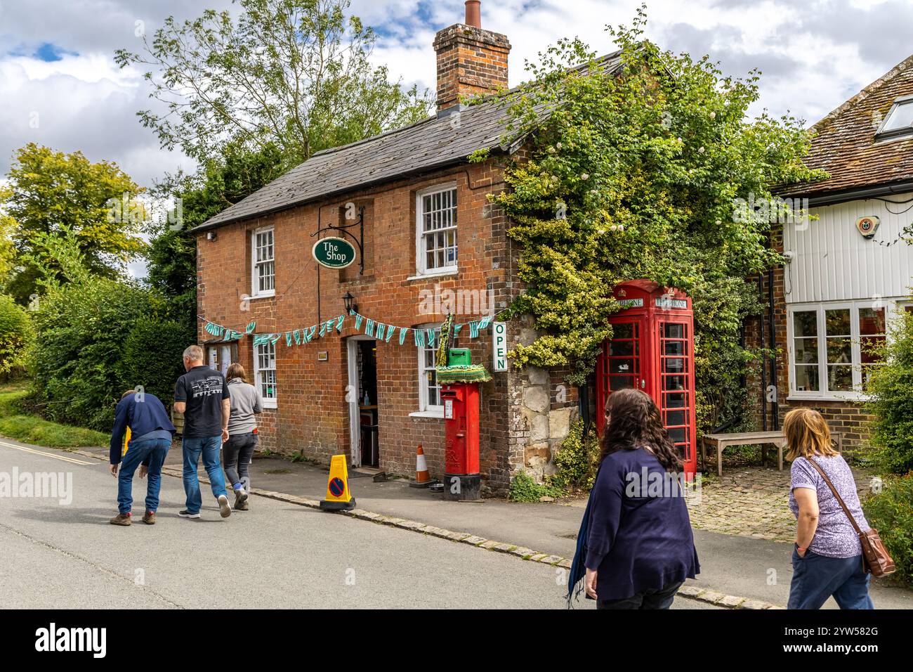 Avebury, UK- August 25, 2024: The Henge gift shop. Popular souvenir ...