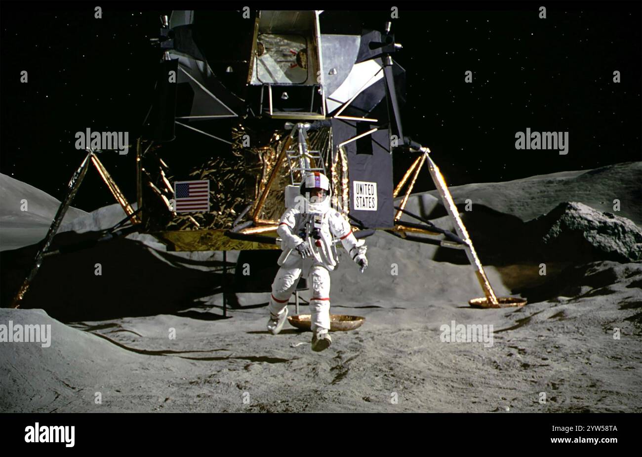 APOLLO 13 1995 Universal Pictures film with from right: Tom Hanks as Commander Jim Lovell, Kevin ...