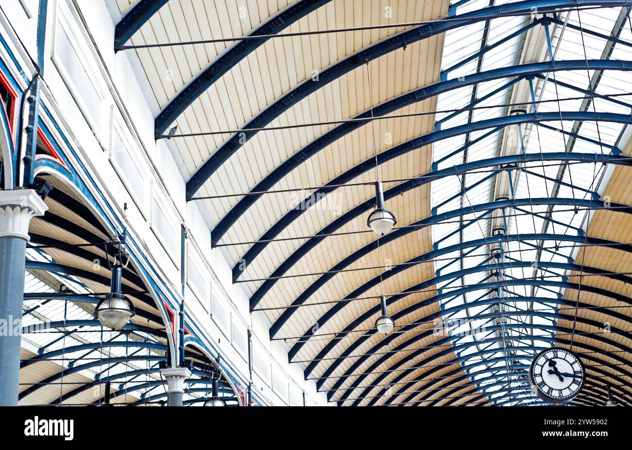 Newcastle Central Station Roof Detail, Newcastle upon Tyne, Tyneside ...