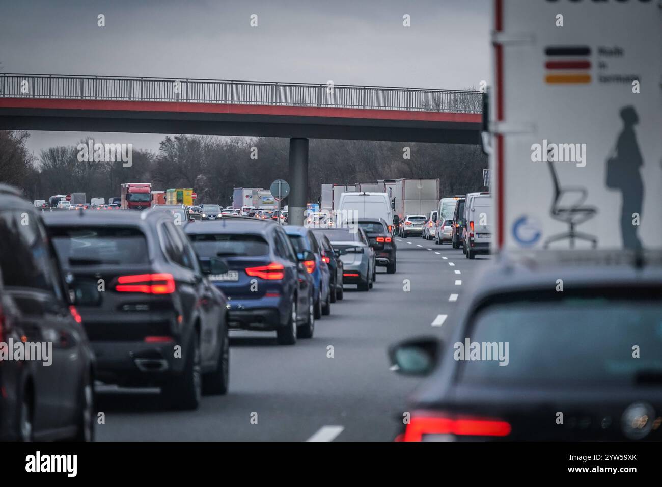 Deutschland, Autobahn, Stau, Verkehr, Pendler, Lkw, Brücke, Mobilität ...