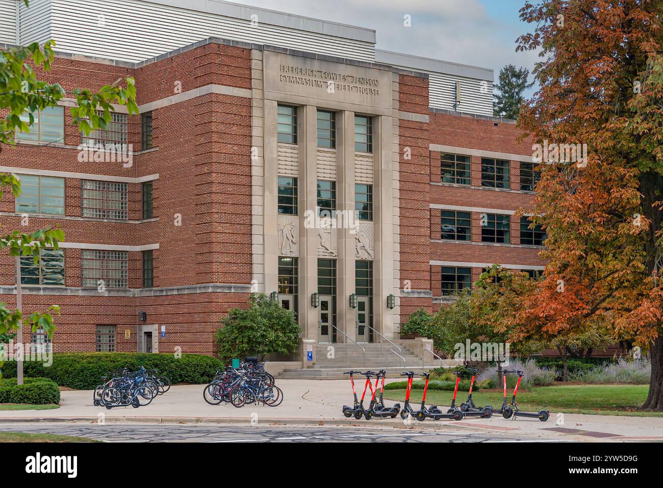 Frederik cowles jenison gymnasium and field house hi-res stock photography and images - Alamy