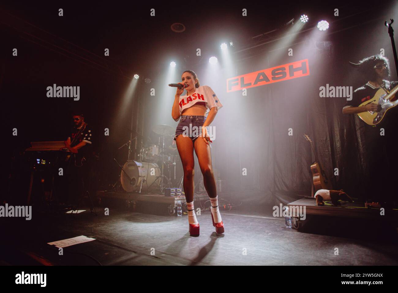 Ditonellapiaga perofrms live in Turin for the flash tour Stock Photo - Alamy