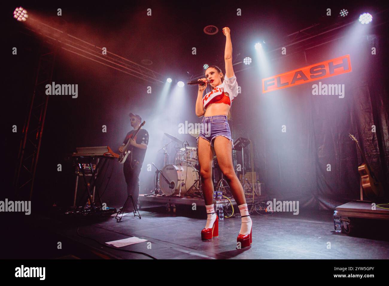 Ditonellapiaga perofrms live in Turin for the flash tour Stock Photo - Alamy