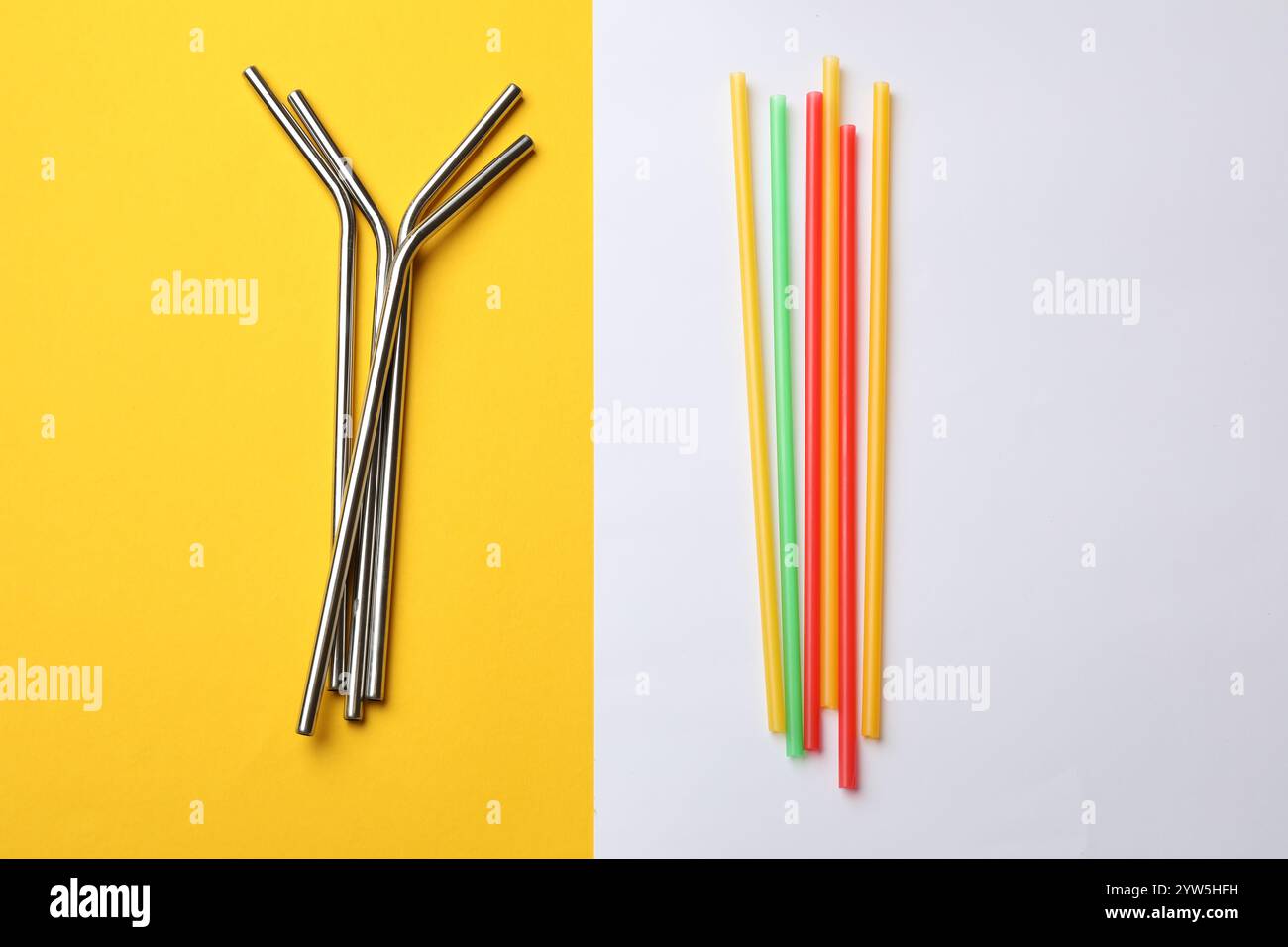 Silver plastic cocktail straws hi-res stock photography and images - Alamy