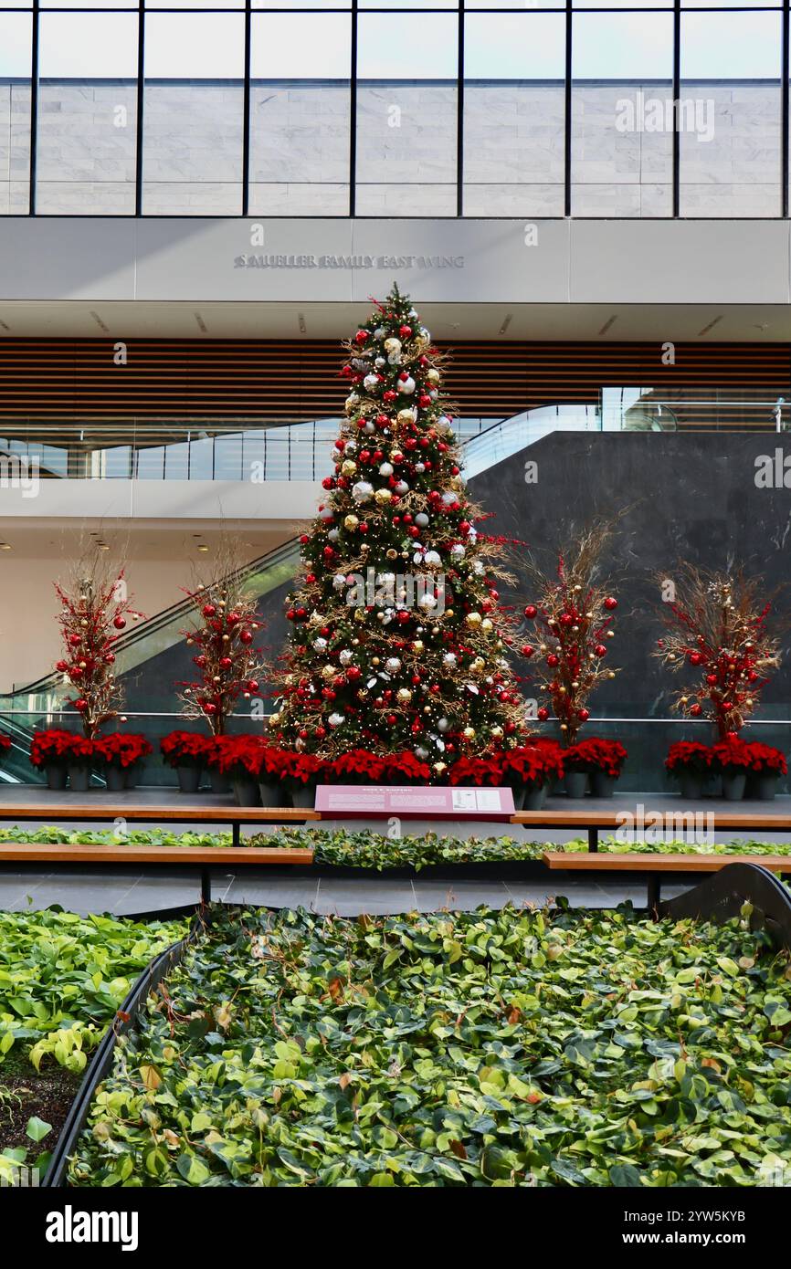 Holiday decorations with Christmas tree in the Ames atrium of Cleveland ...