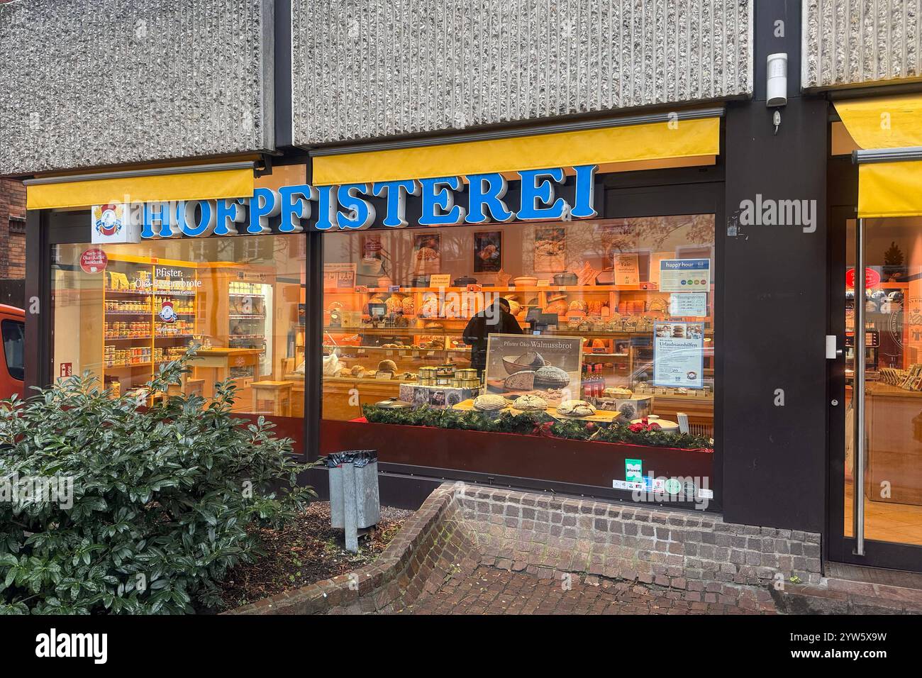 Filiale der Baeckereikette HOFPFISTEREI in Muenchen,Baeckerei,Filiale ...