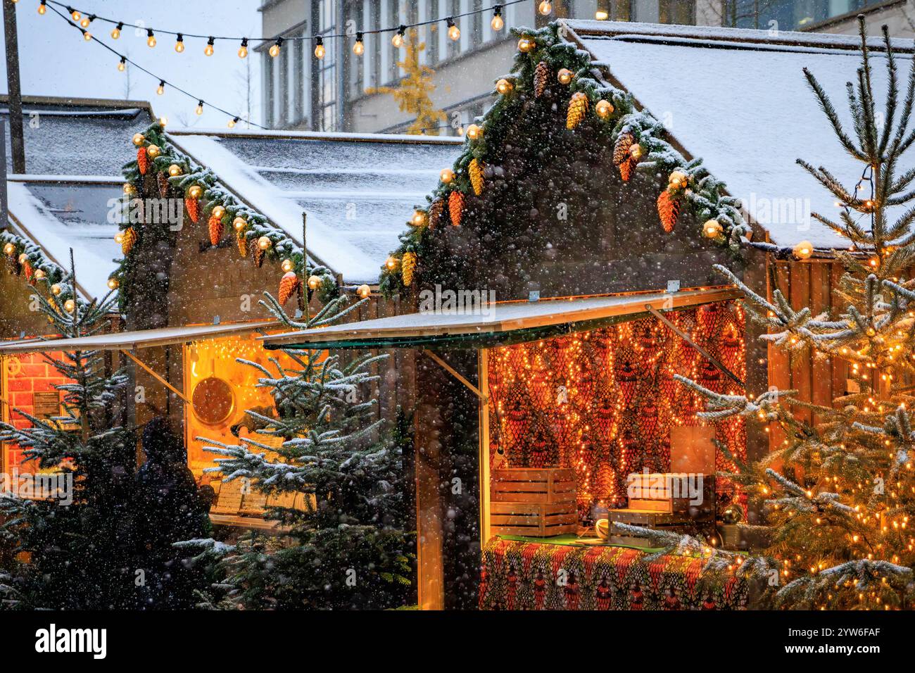 Rustic winter wonderland: wooden tables, cozy fur throws, Christmas ...
