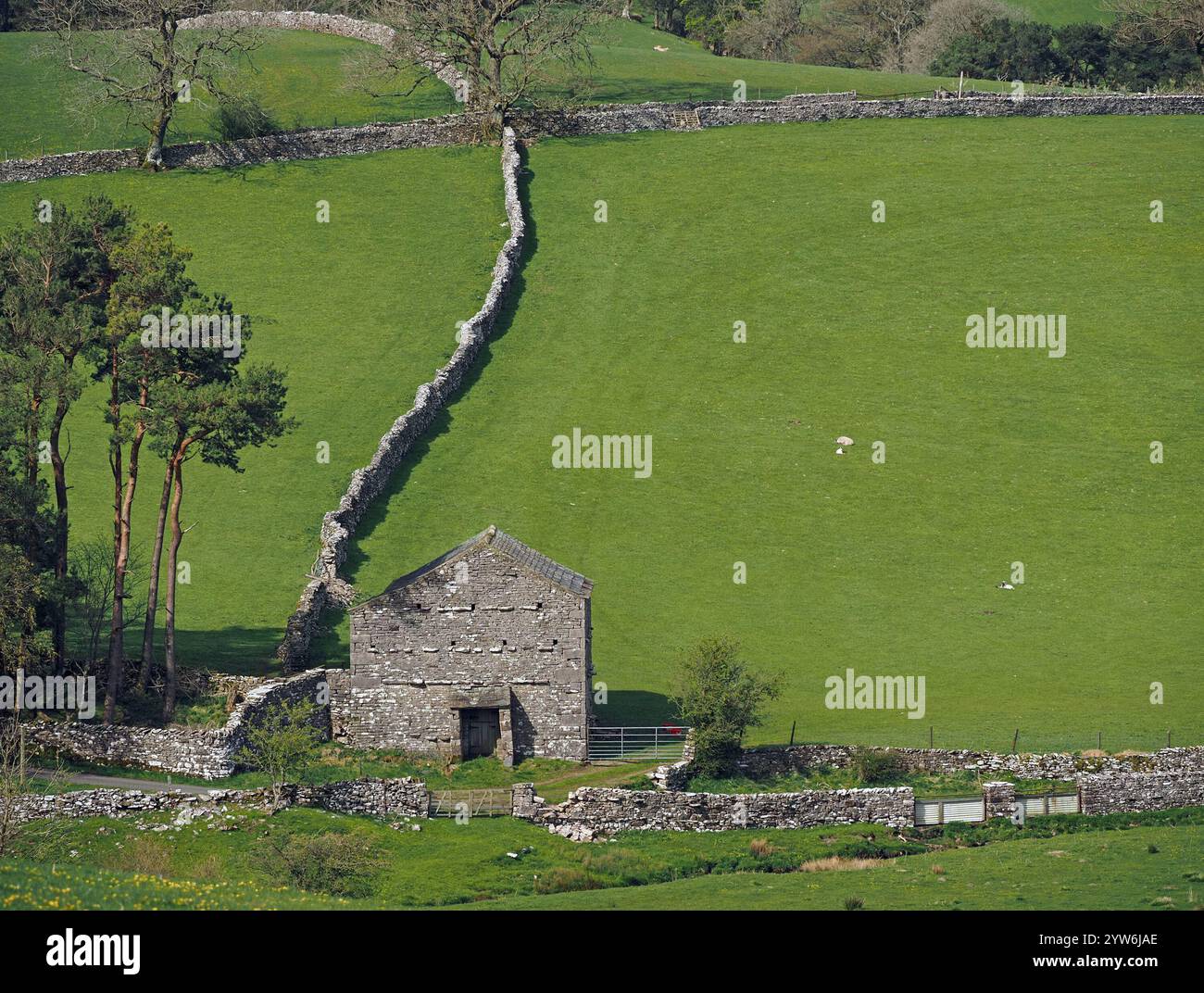 Cumbrian barn hi-res stock photography and images - Alamy