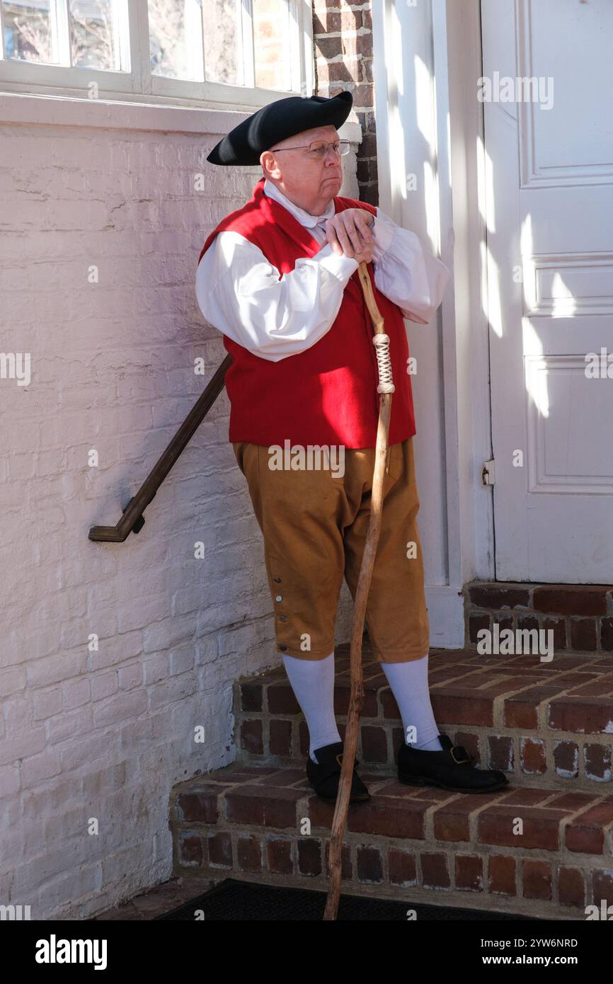 Alexandria, Virginia, USA. Tour Guide in Revolutionary War Costume at ...