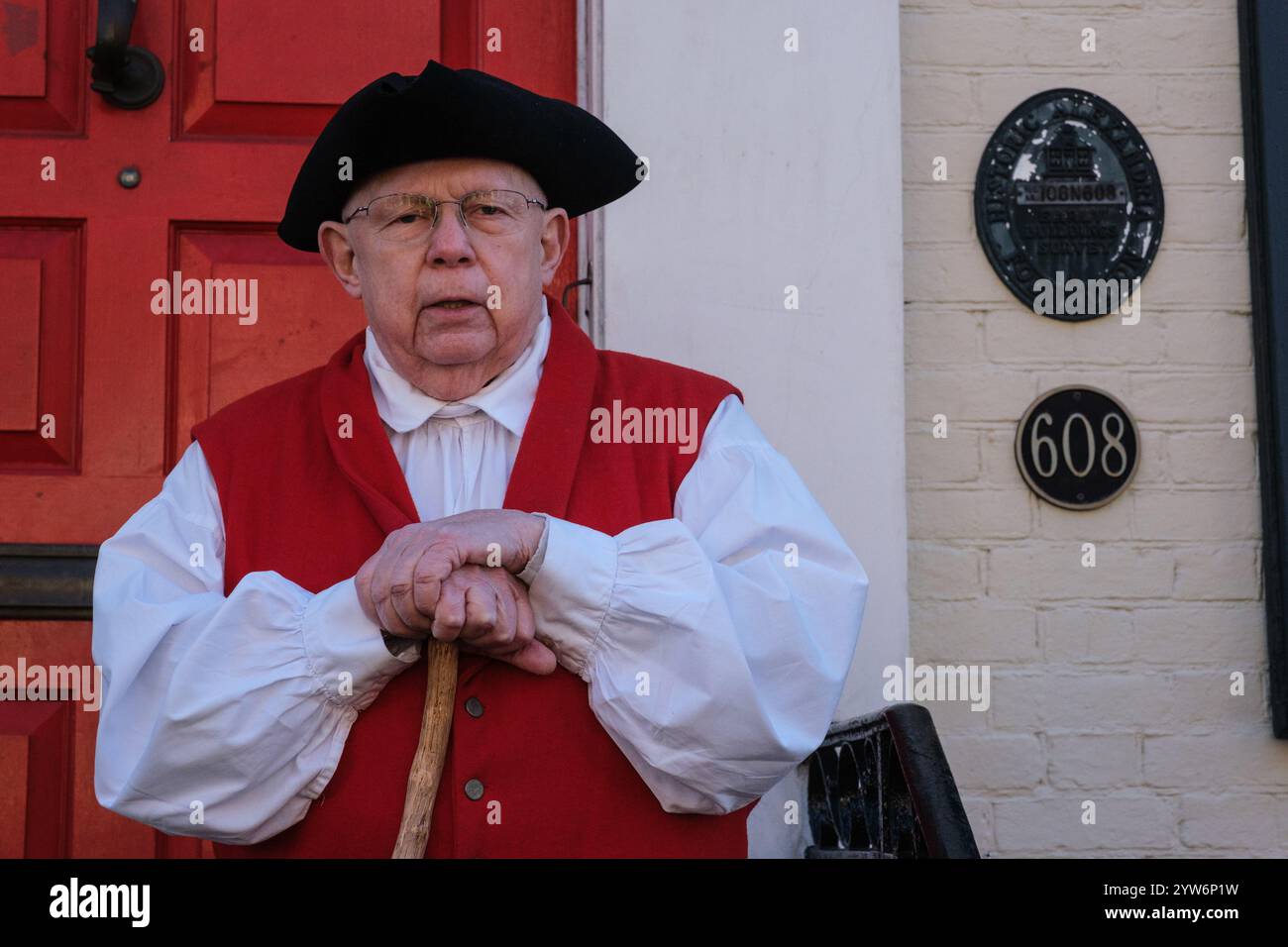 Alexandria, Virginia, USA. Tour Guide in Revolutionary War Costume ...