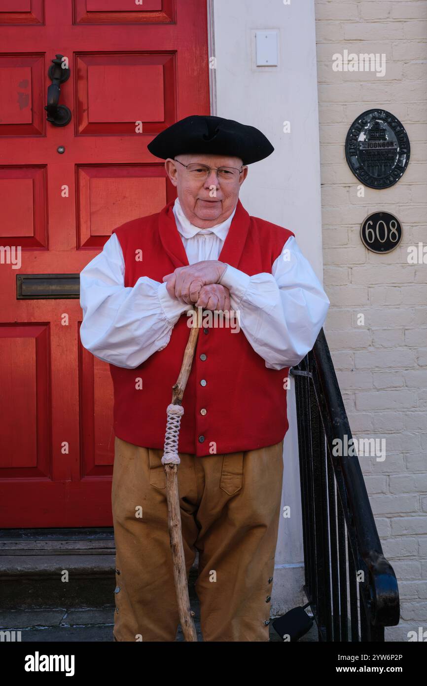Alexandria, Virginia, USA. Tour Guide in Revolutionary War Costume ...