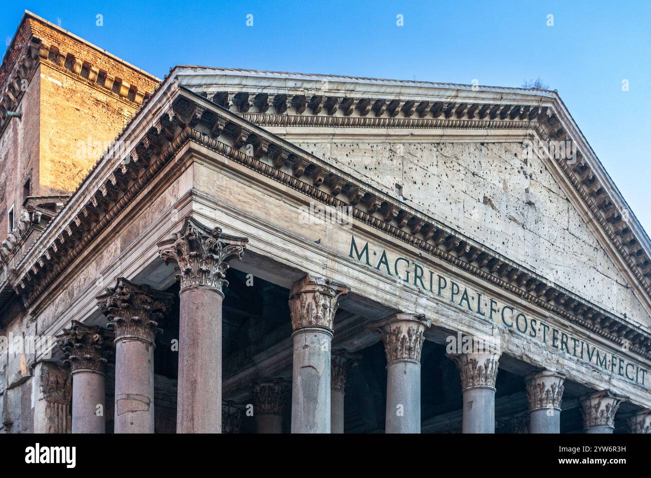 Exploring the magnificent architecture of the Pantheon in Rome, Italy ...