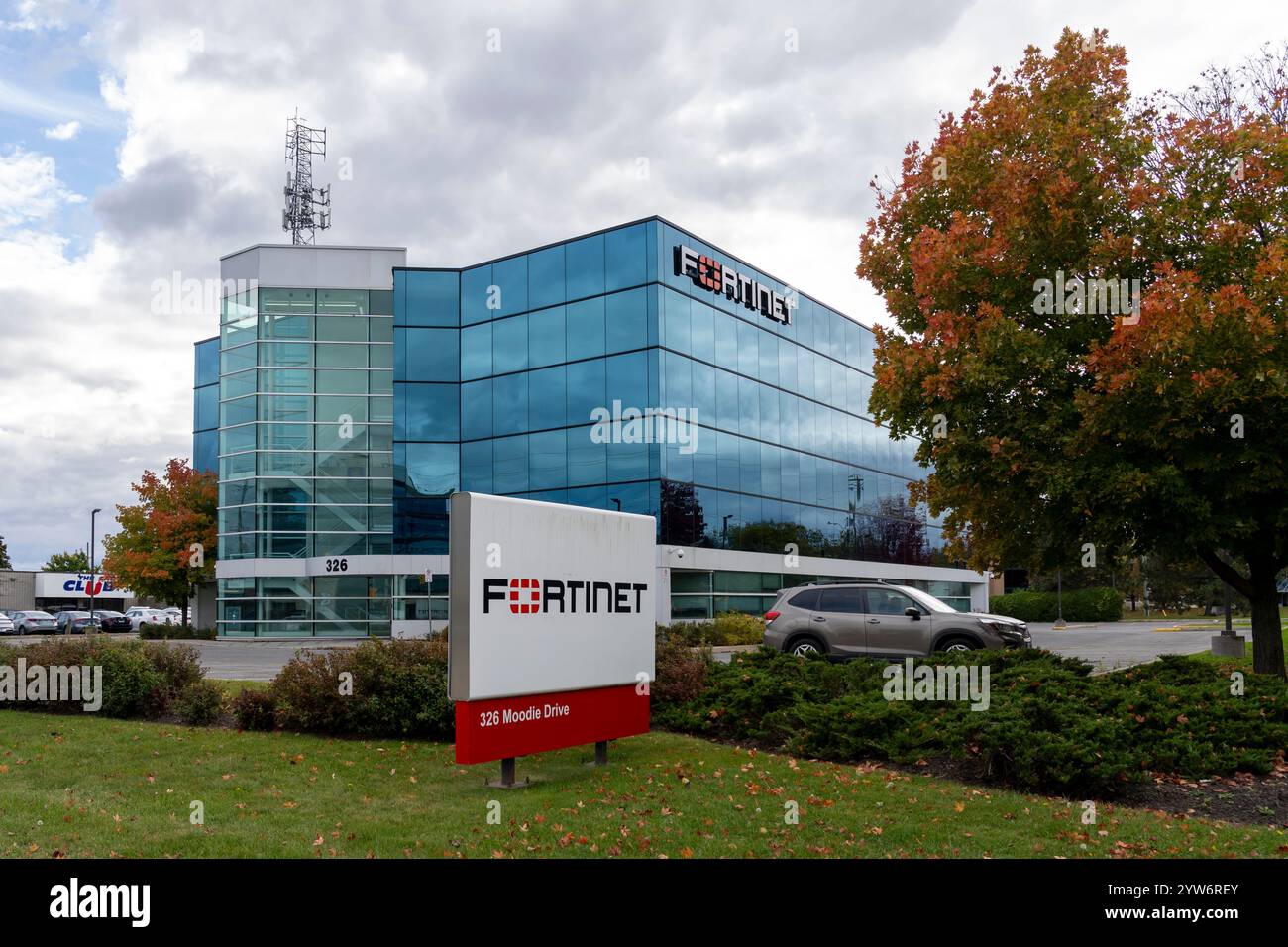 Fortinet company logo on hi-res stock photography and images - Alamy