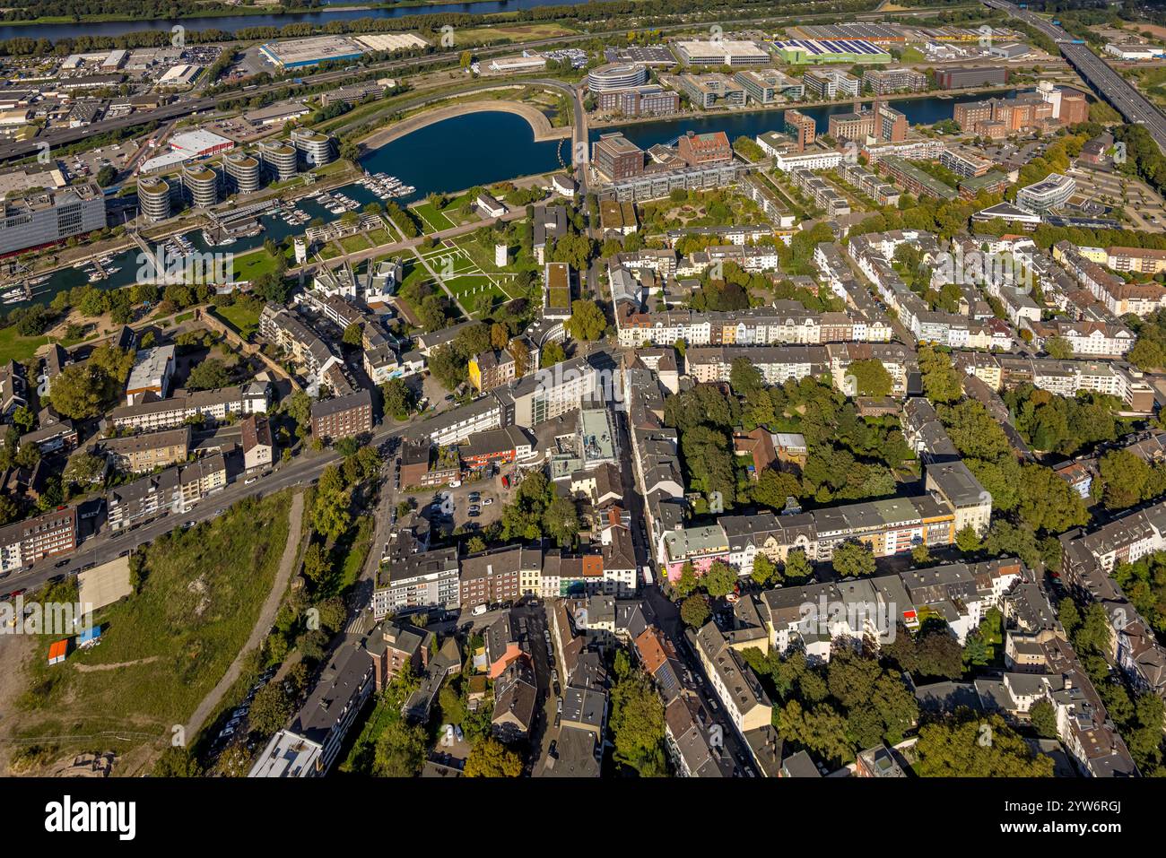 Commercial block in route hi-res stock photography and images - Alamy