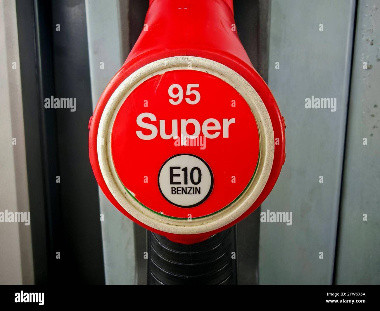 premium gas or super unleaded, fuel to fill up a vehicle premium gas or ...