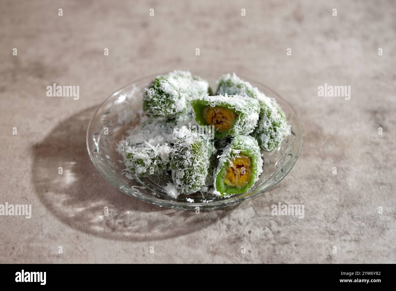 Putri noong hi-res stock photography and images - Alamy