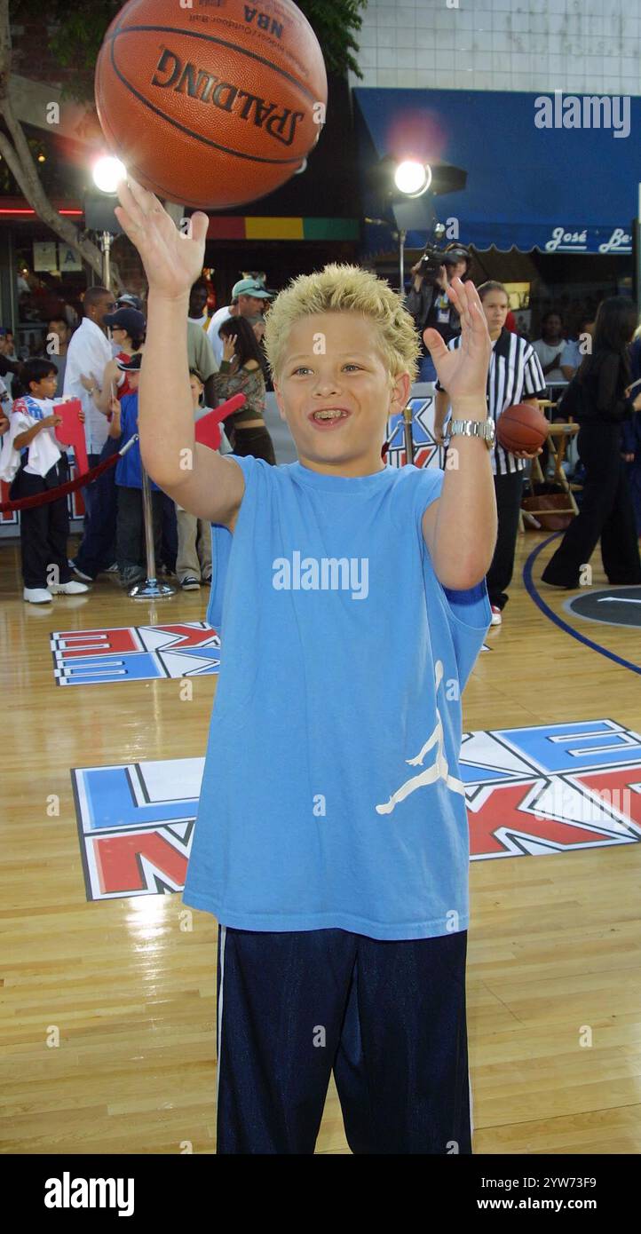 Like mike 2002 premiere mann village theatre hi-res stock photography ...