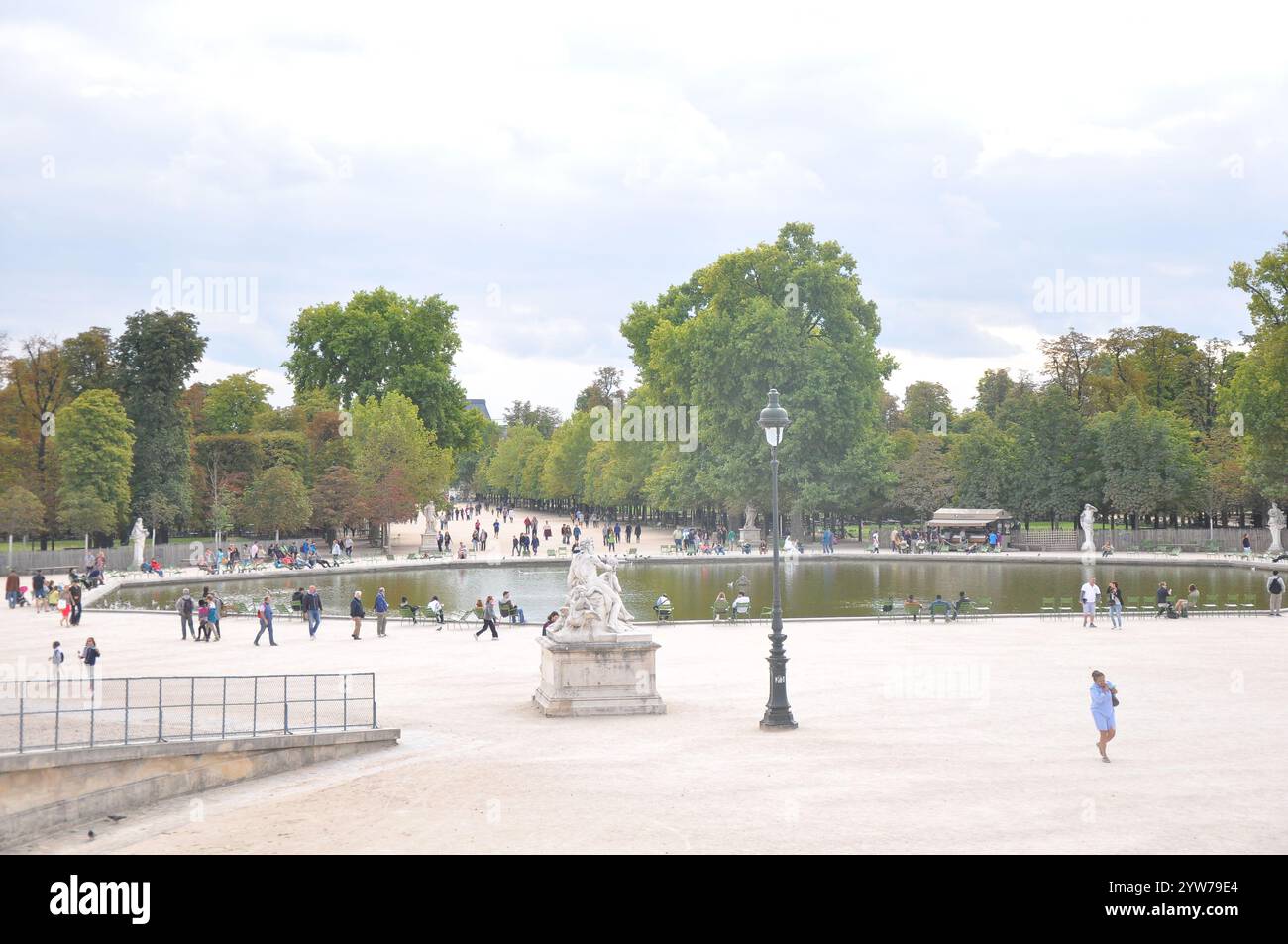 French park in Paris Stock Photo - Alamy