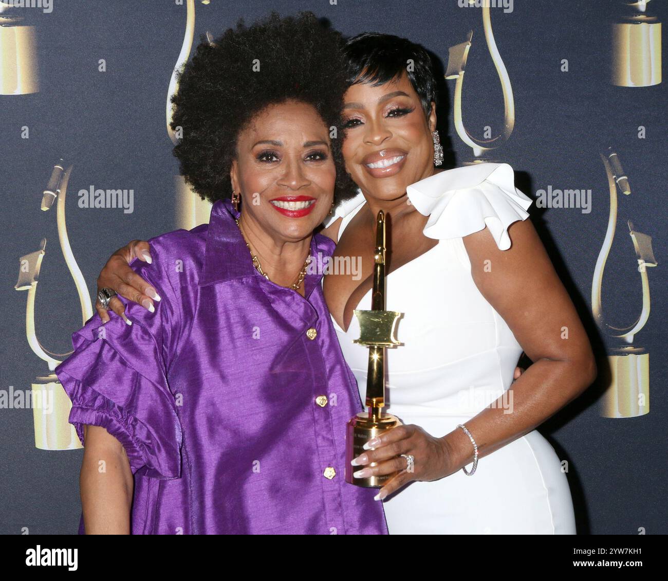 Beverly Hills, USA. 8, December, 2024. Pictured left to right, Jenifer ...