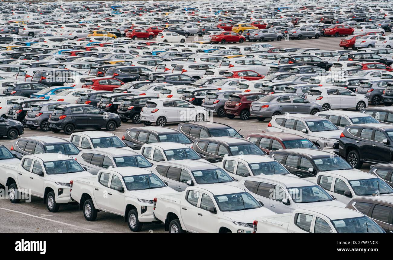 Witness the seamless parking and transportation of new hatchbacks from ...