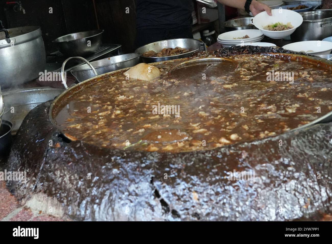 Meat stewed in fat cauldron hi-res stock photography and images - Alamy