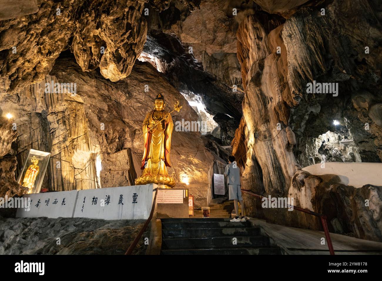 Inside view of the Perak cave temple Ipoh Malaysia Stock Photo - Alamy