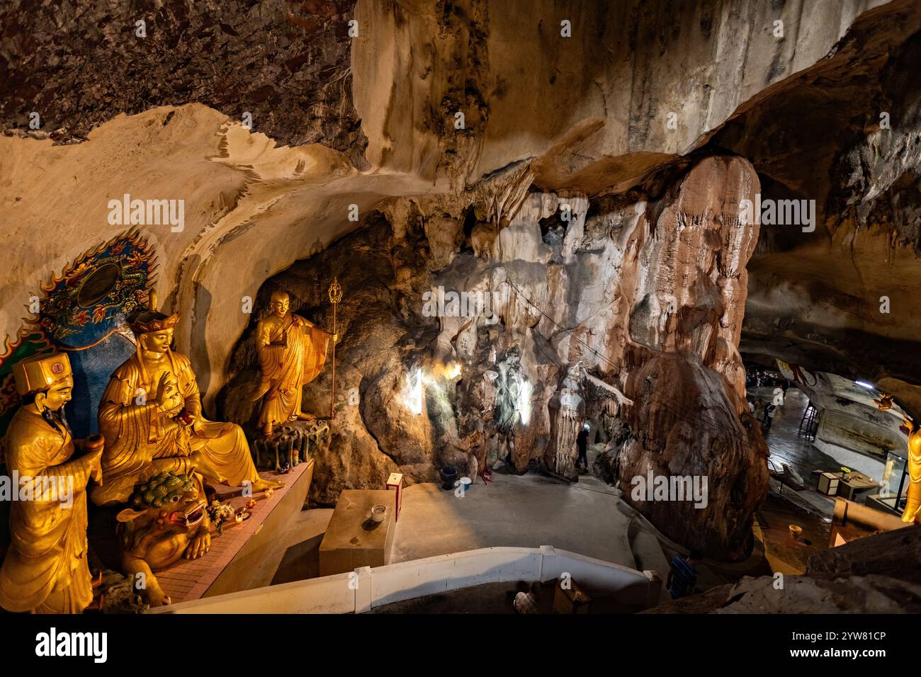 Inside view of the Perak cave temple Ipoh Malaysia Stock Photo - Alamy