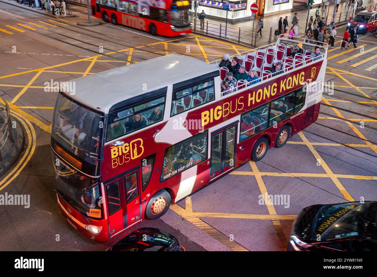 Open top tourist bus hong kong hi-res stock photography and images - Alamy