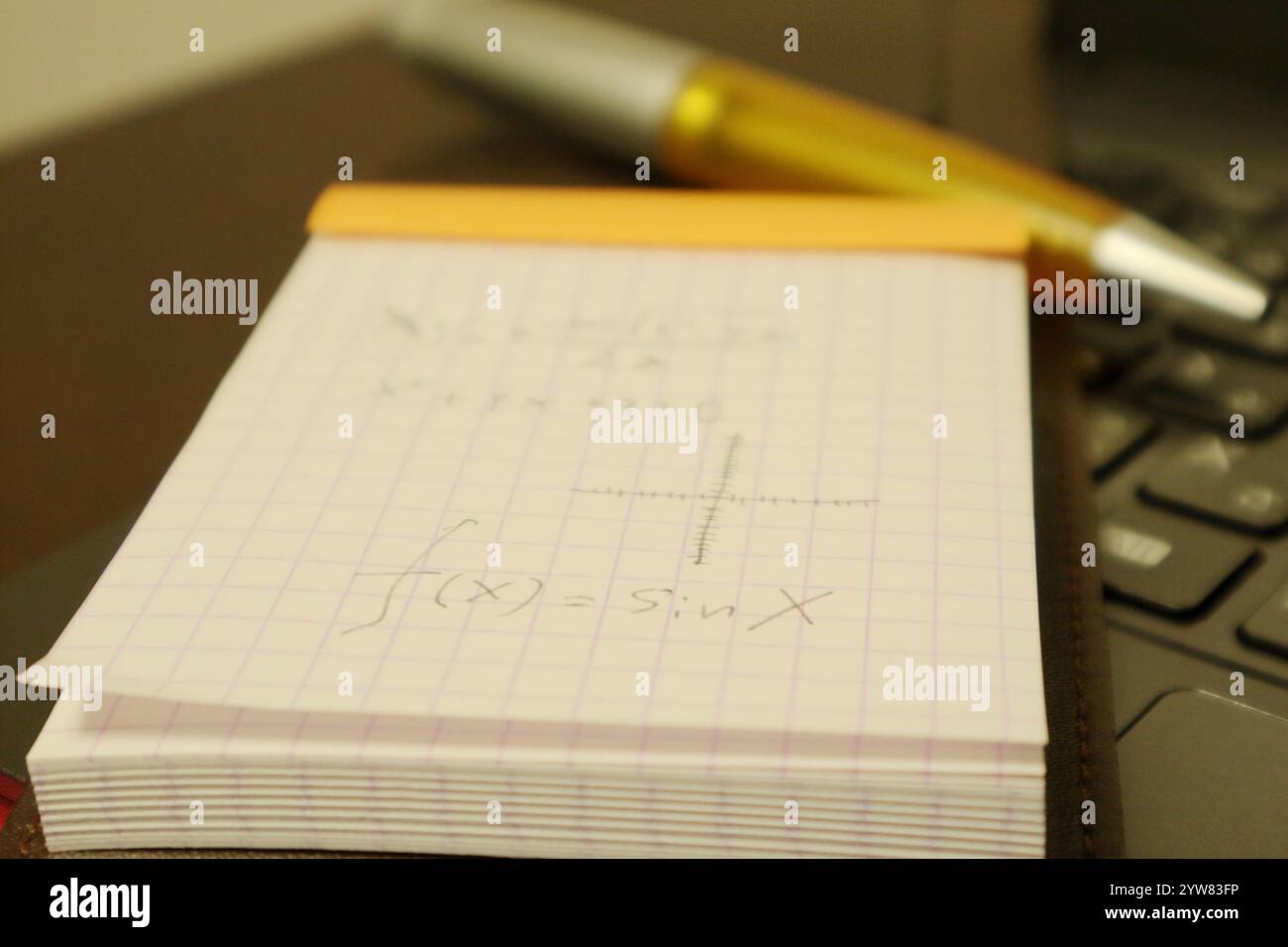 Formula note hi-res stock photography and images - Alamy