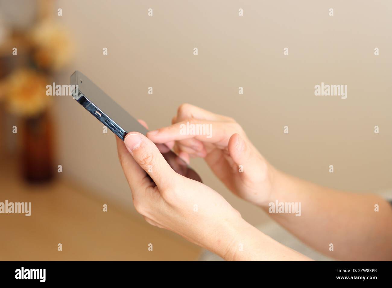 Group smartphone map hi-res stock photography and images - Alamy