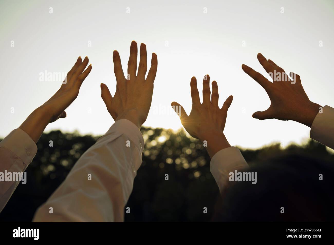 School students hands hi-res stock photography and images - Alamy